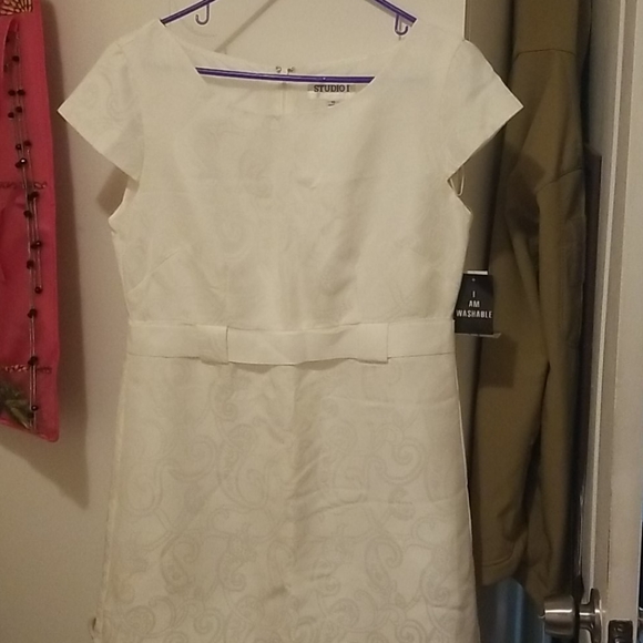 Studio I | Dresses | White Floral Dress | Poshmark